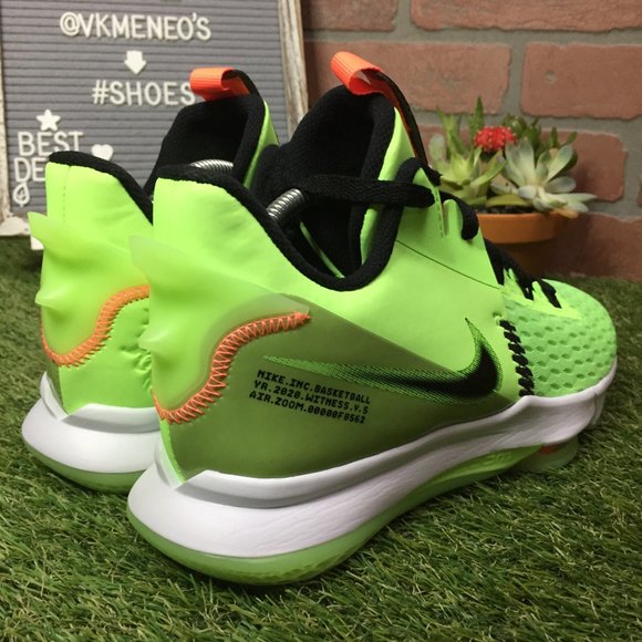 Nike | Shoes | Nike New Nike Lebron V Size Mens Womens 115 | Poshmark
